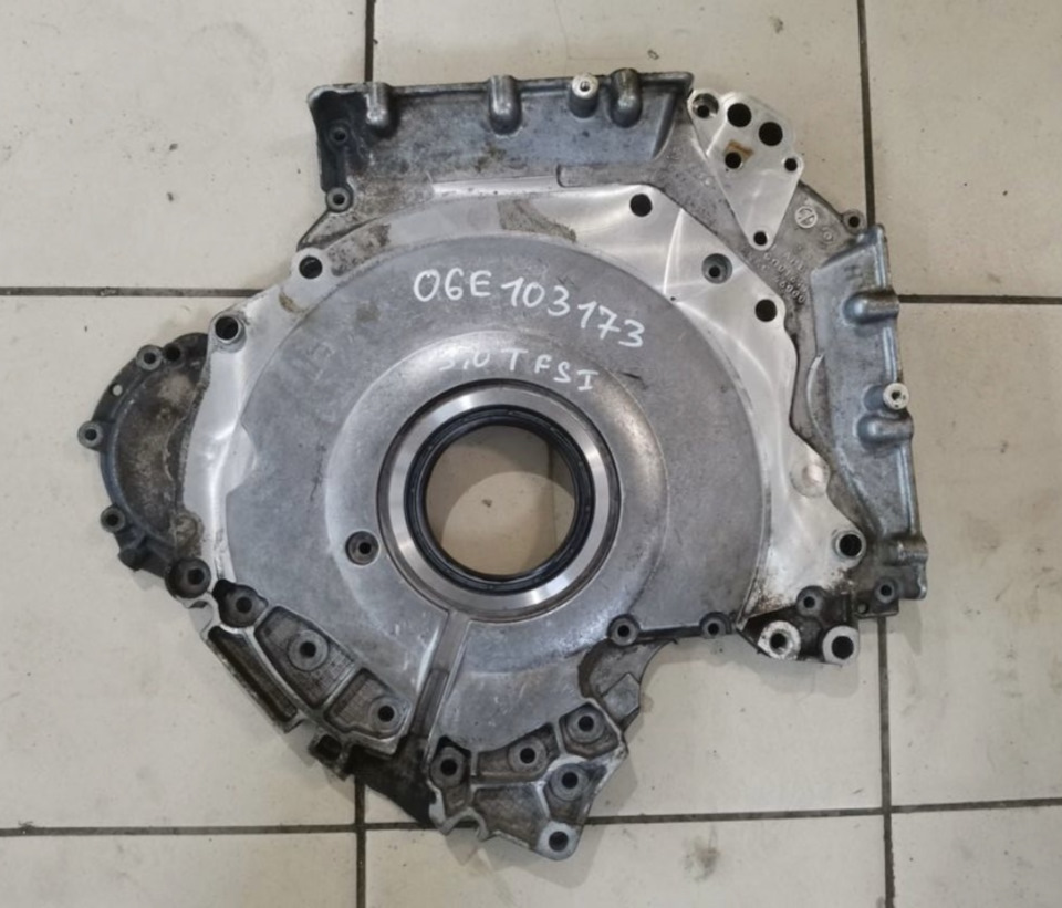 29. Переуплотнение задней плиты (задней крышки коленвала) Ауди А6 С7 ...