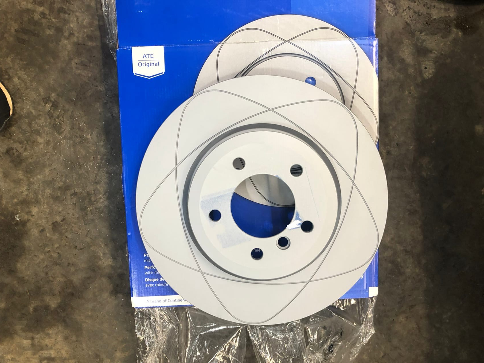 Передние тормоза 330 — BMW 3 series Touring (E36), 2 л, 1997 года ...