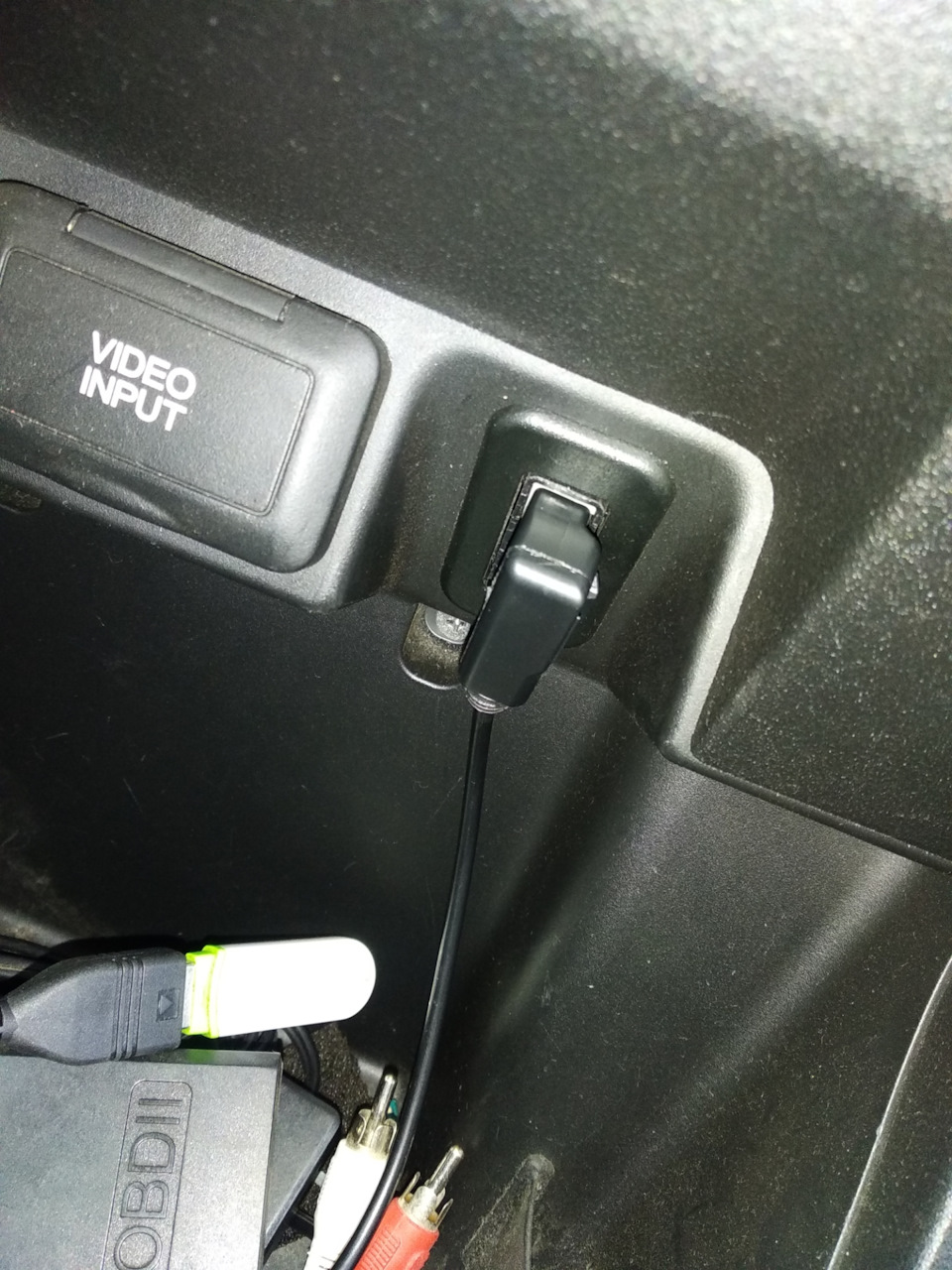 Подключение usb к internavi — Honda Freed (1G), 1,5 л., 2012 года ...