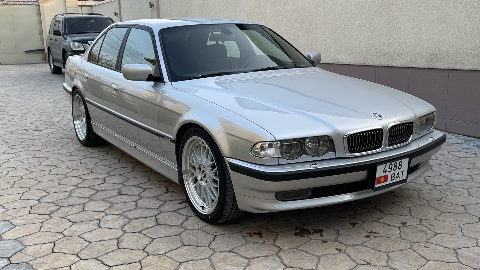 BMW 7 series (E38) 3.5 бензиновый 2002 | Silver Seven 7 на DRIVE2