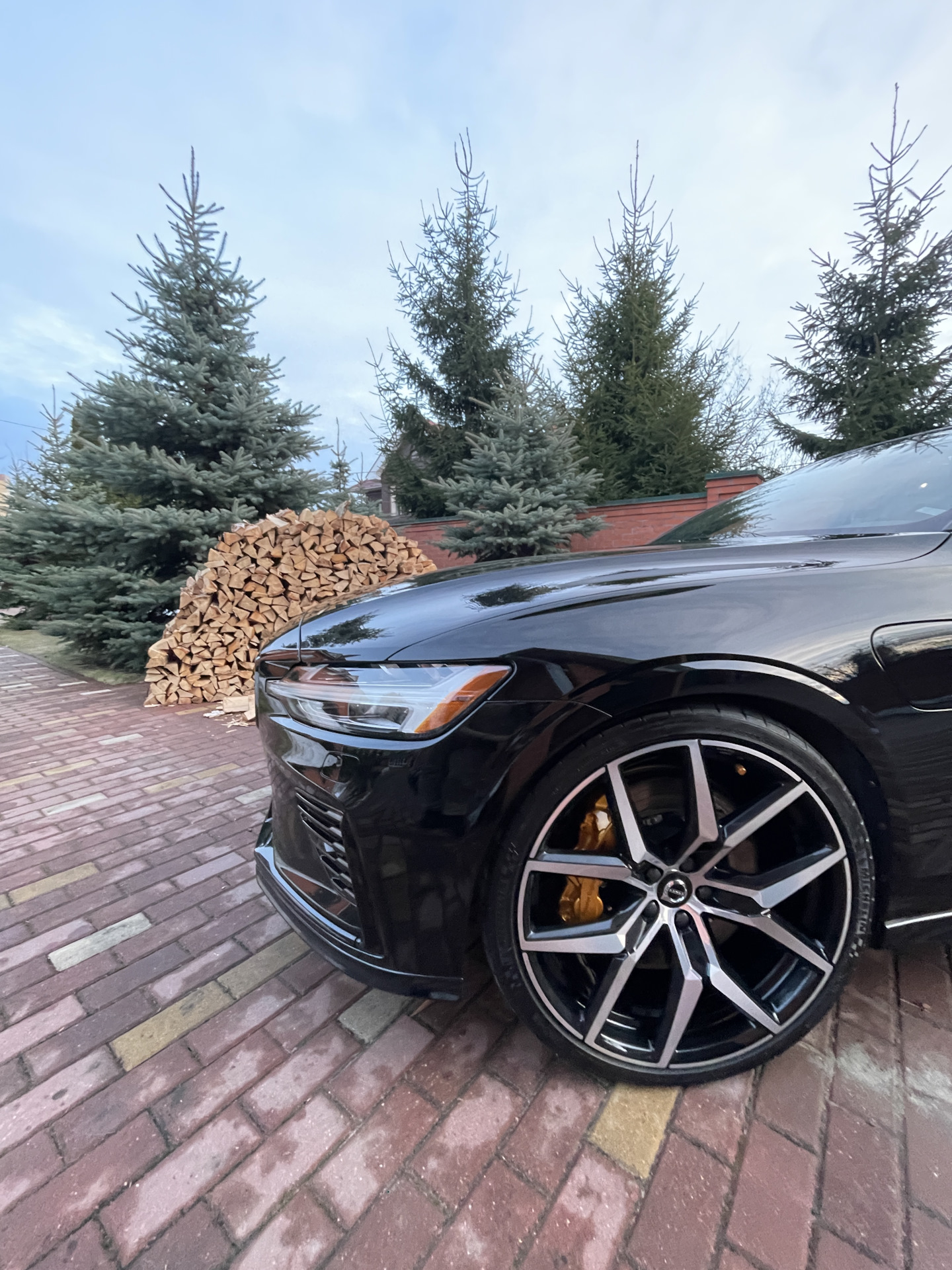 Летний конфиг r21 255/30 — Volvo V60 (2G), 2 л, 2022 года | колёсные ...