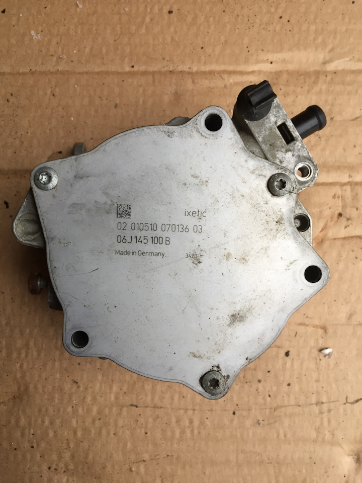 06J145100 Вакуумный насос VAG | Запчасти на DRIVE2