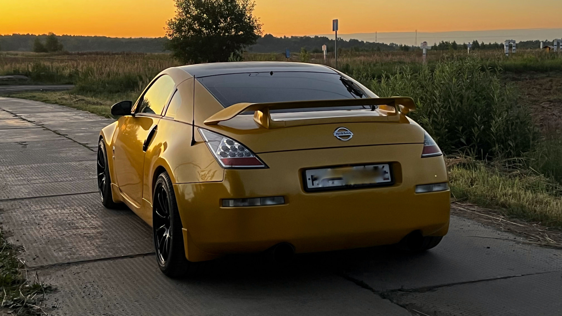 Улица Китайских фонарей • — Nissan Fairlady (Z33), 3,5 л, 2004 года | стайлинг | DRIVE2