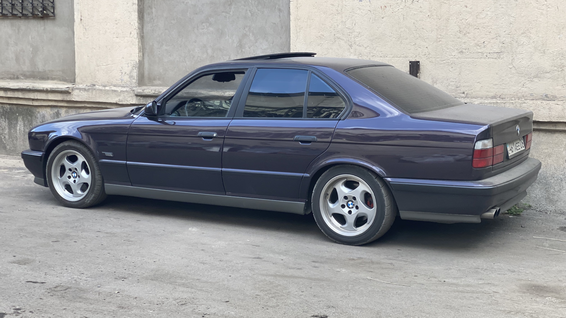 BMW M5 (E34) 3.8 бензиновый 1993 | Daytona violet на DRIVE2