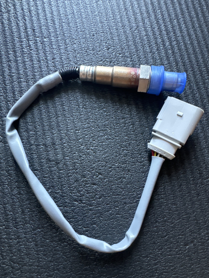 Датчик лямбда VAG 06L906262F Bosch 0258027114 на Audi A6 (C8), Audi A7 ...