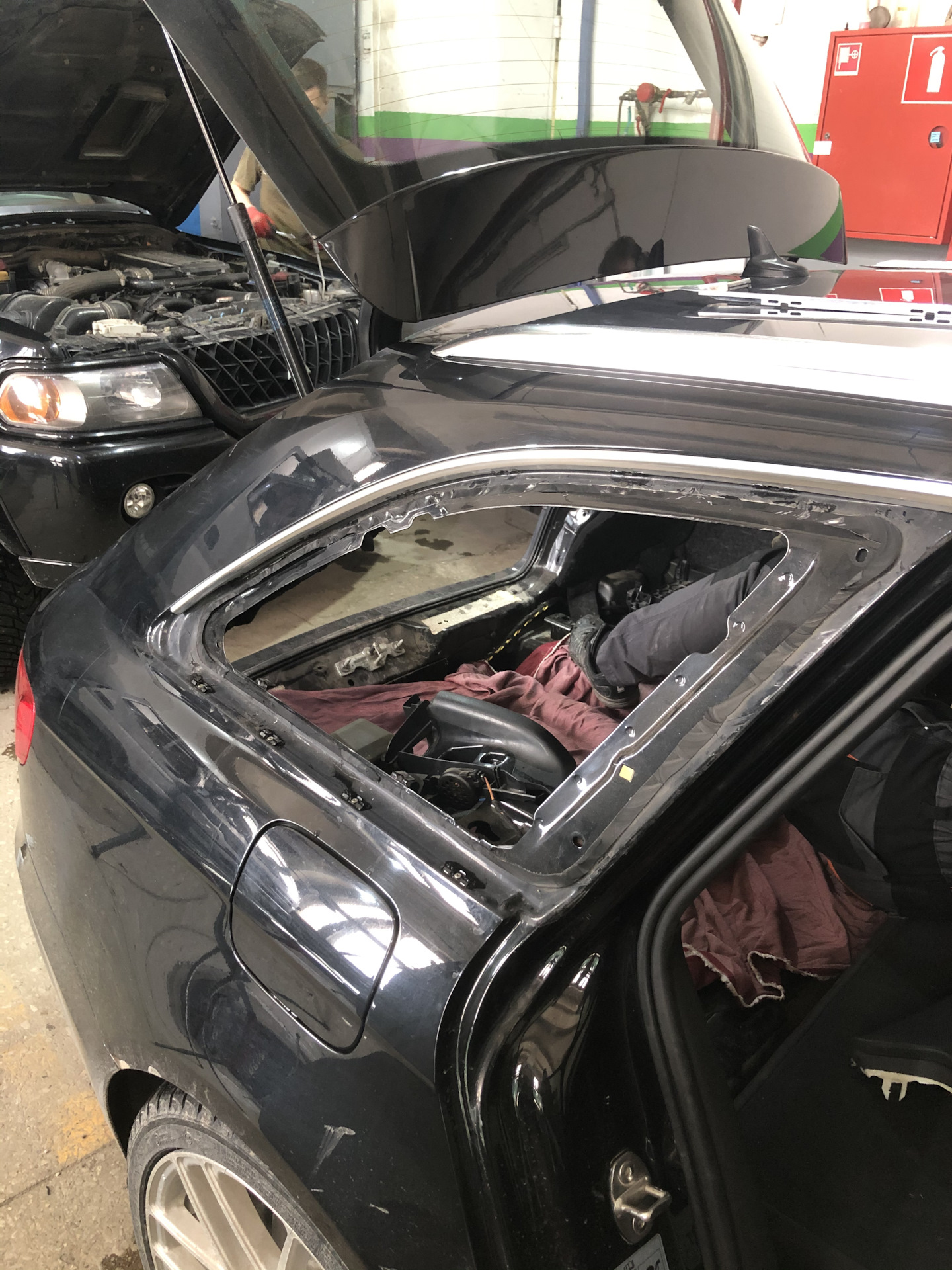 «Снятие» заводской тонировки — Audi A4 Avant (B8), 3 л, 2009 года ...