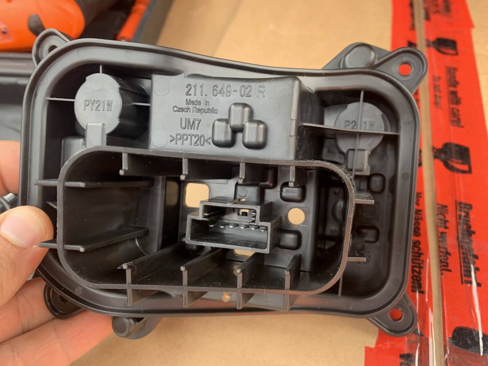 Установка фонарей (версия FL) — Skoda Octavia Mk3, 1,4 л, 2016 года ...