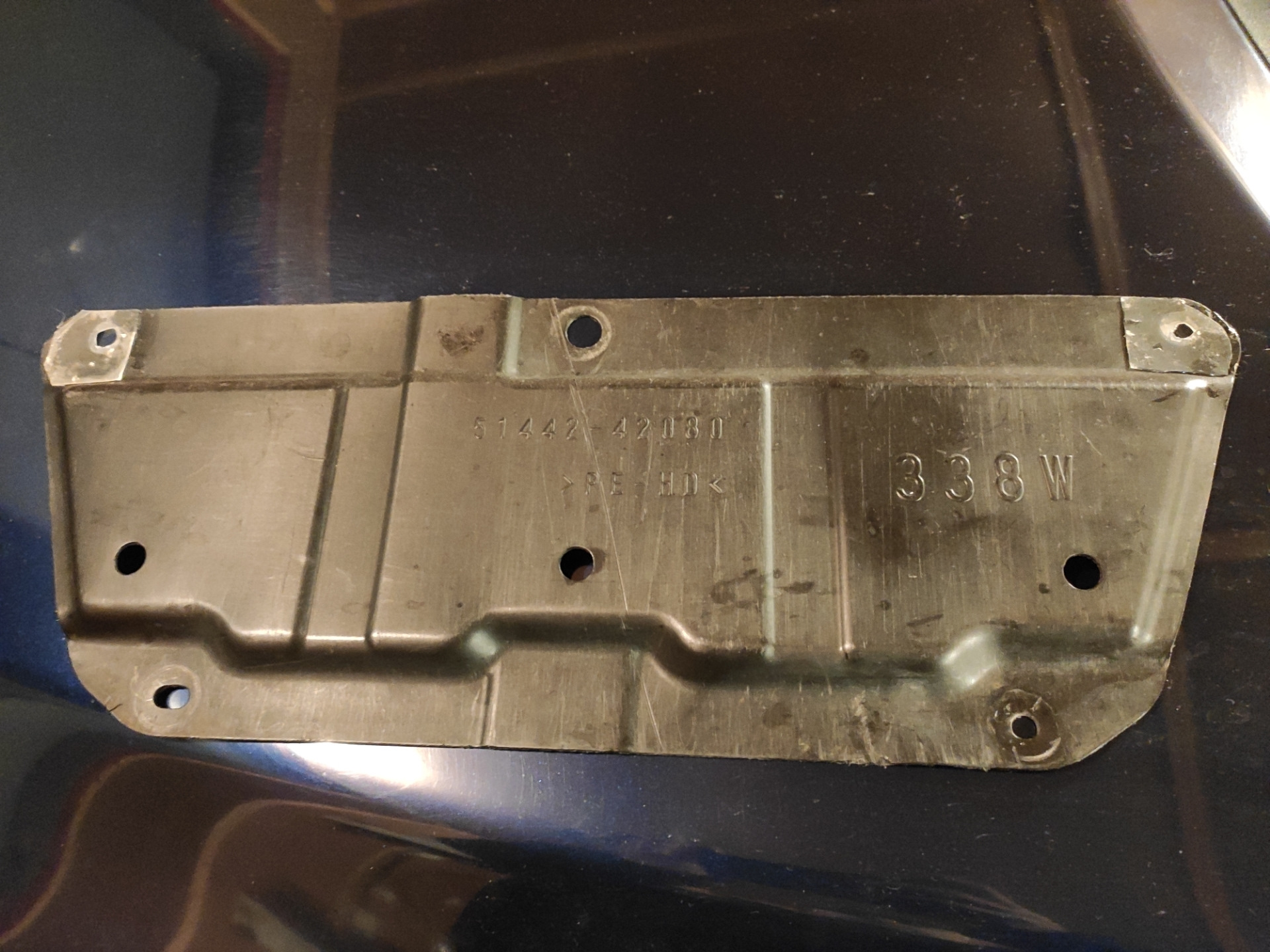 Ремонт пластиковой защиты — Toyota Corolla (140/150), 1,6 л, 2007 года ...