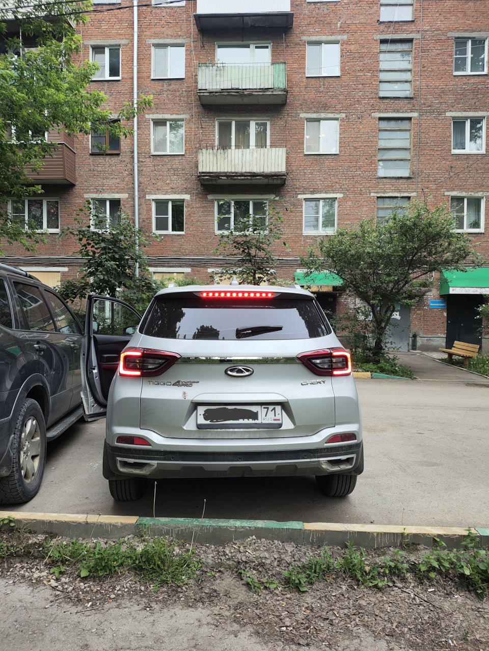 Замена ламп стоп-сигналов, ч.2 — Chery Tiggo 4 Pro, 1,5 л, 2023 года ...