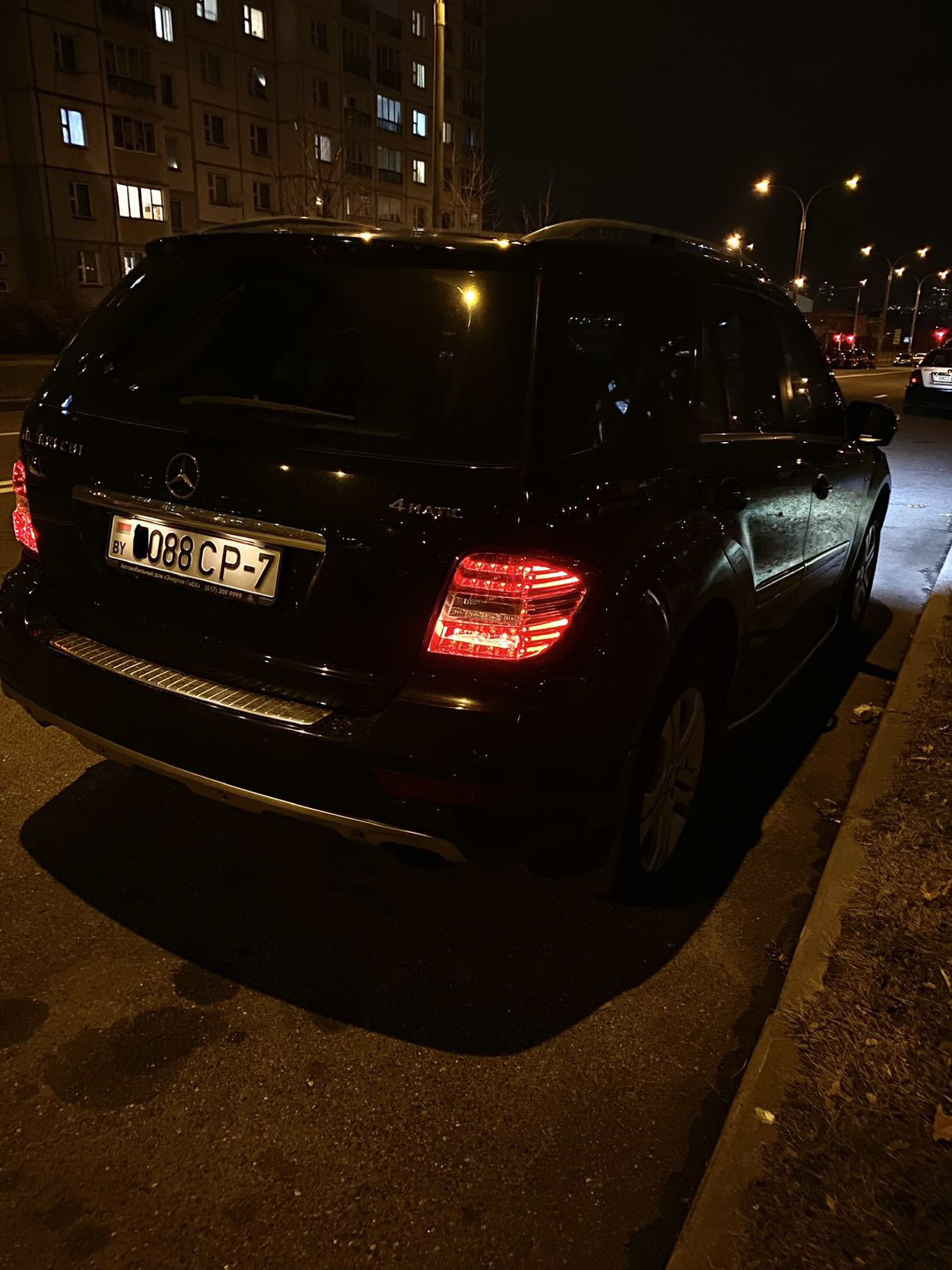Замен ламповых задних фонарей на led Grand Edition — Mercedes-Benz M ...