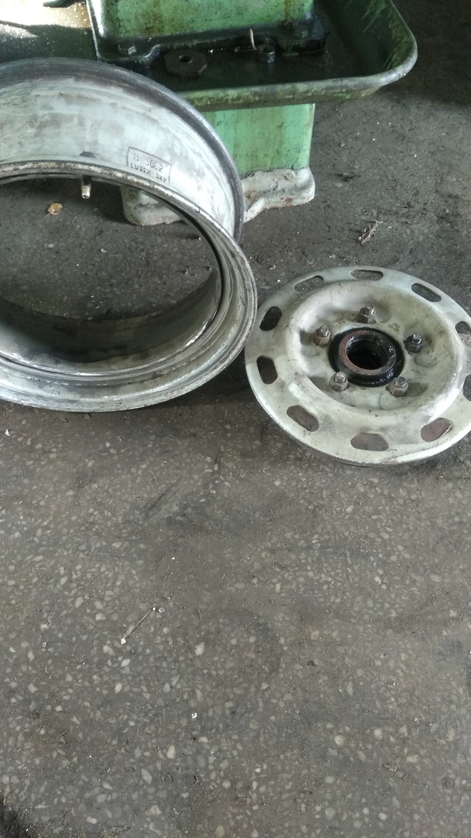 заужаемся 3, или диски 16х 6 с вылетом +80 — УАЗ 31512, 2,7 л, 1996 ...