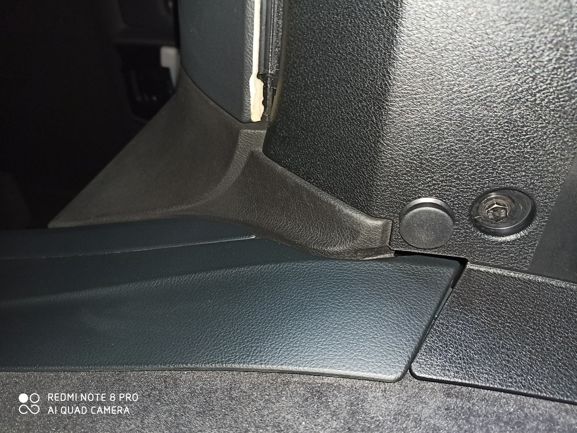 Прикуриватель в ноги — BMW 3 series (F30), 2 л, 2014 года | тюнинг | DRIVE2