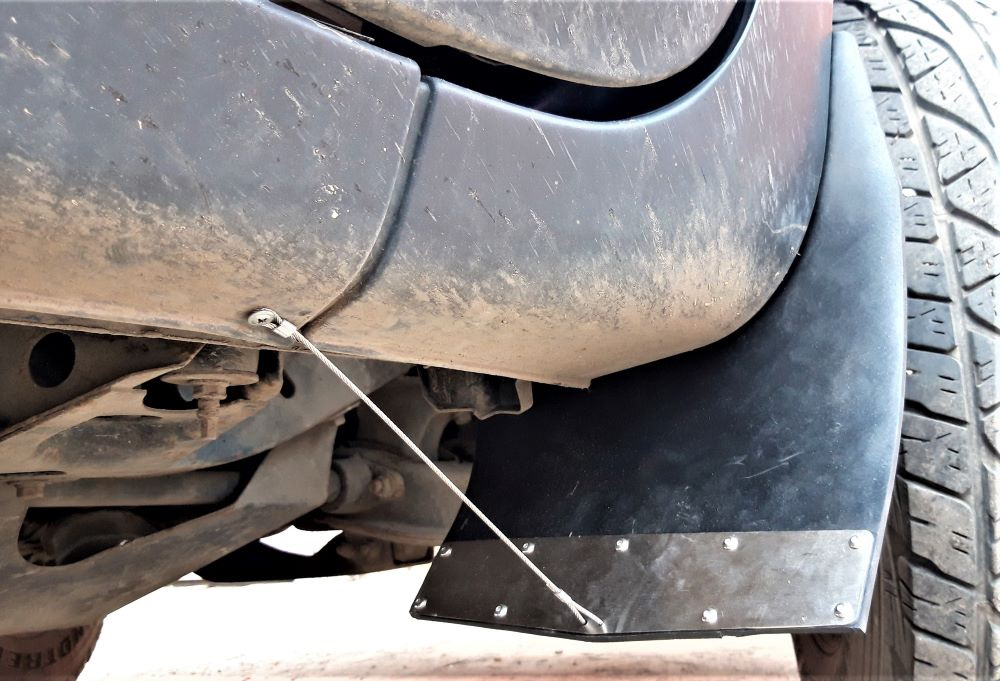 Брызговики ИСУЗУ Вехикросс на тросике — Isuzu VehiCross, 3,2 л, 1997 ...