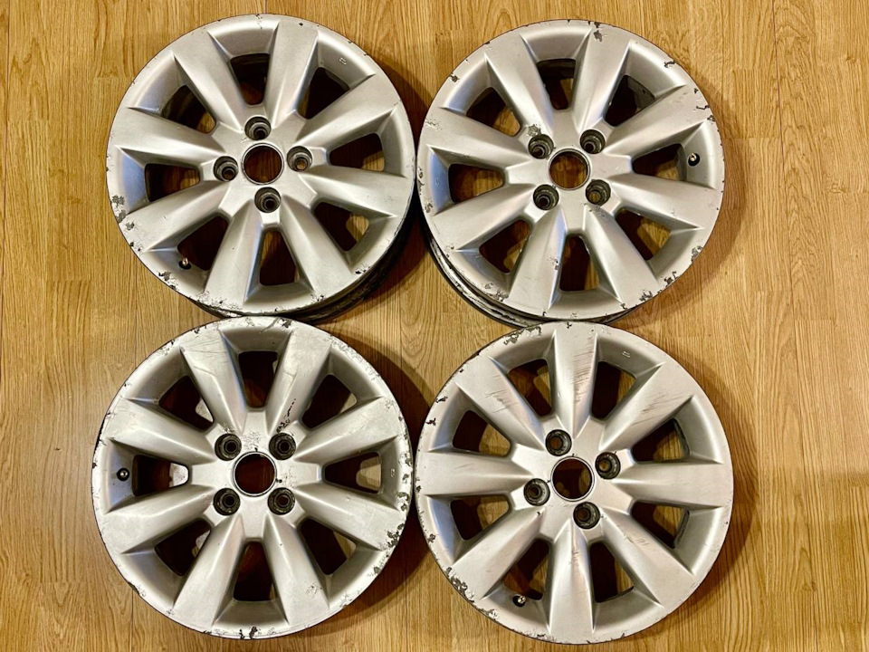 Литые диски Suzuki 6Jx15 ET45 4x100 на Suzuki Liana. | 13 000 ₽ в ...