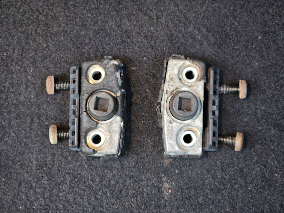 Замена буферов (упоров) багажника, и заднего логотипа. — Mercedes-Benz ...