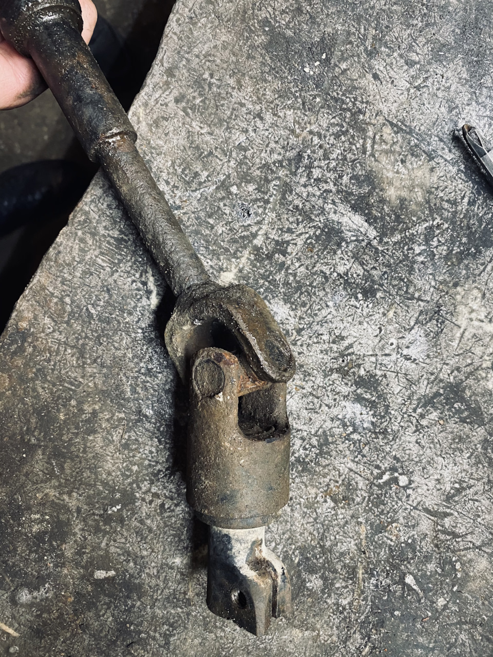 Замена рулевой крестовины — Lexus LX (URJ200/URJ201), 5,7 л, 2008 года ...