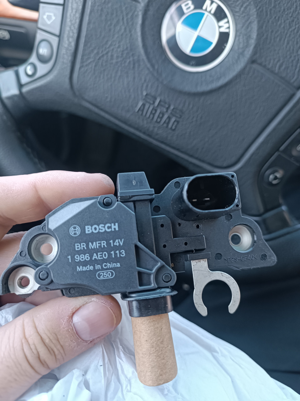 1986AE0113 Регулятор напряжения генератора BOSCH | Запчасти на DRIVE2