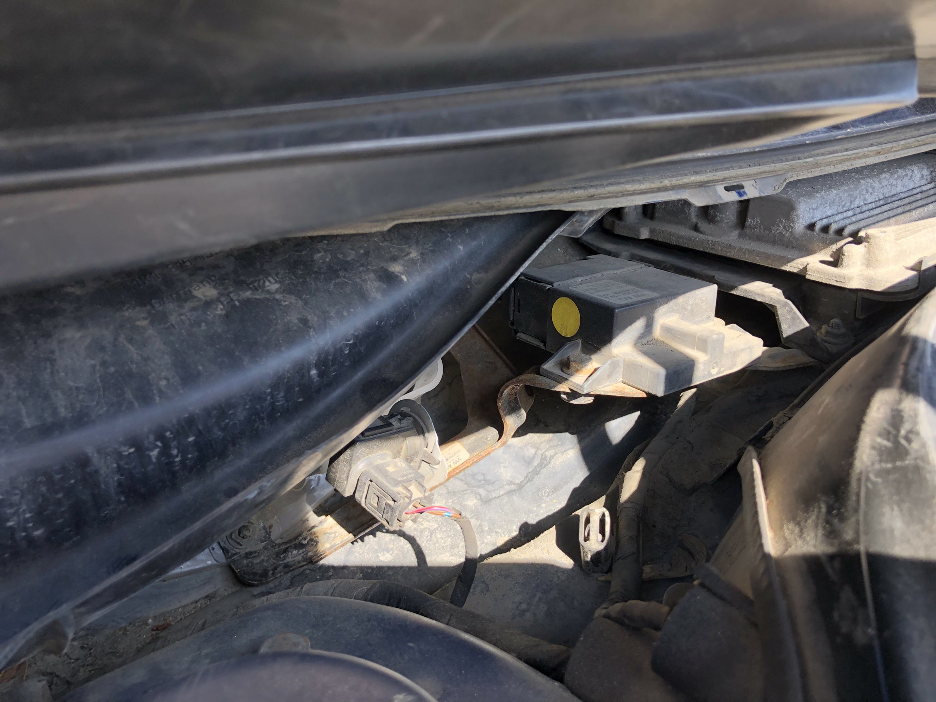 Демонтаж Soundaktor — Volkswagen Golf R Mk6, 2 л, 2011 года | своими ...