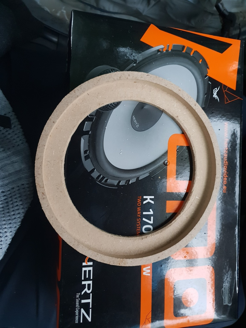 Кот в мешке! — KIA Sportage (3G), 2 л, 2011 года | автозвук | DRIVE2