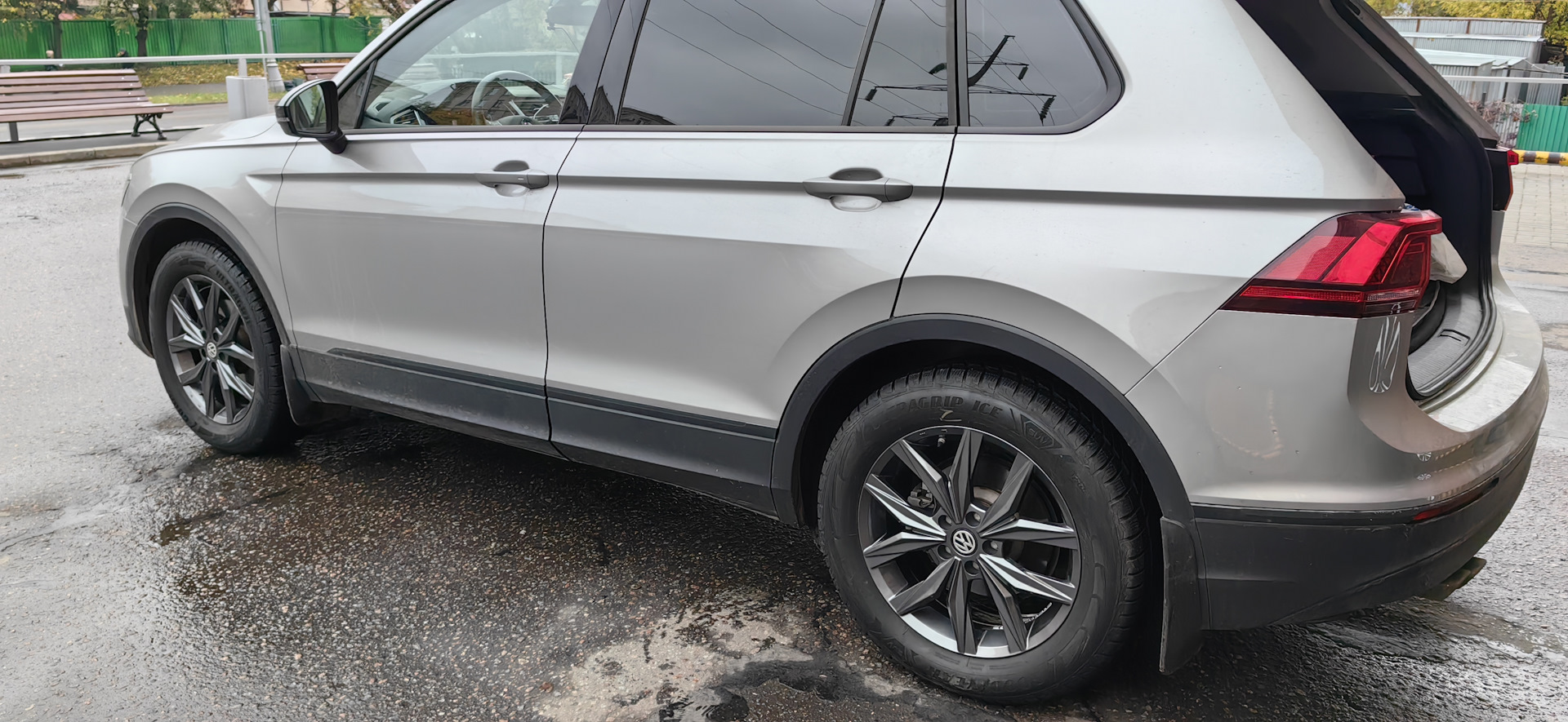 Шиномонтаж Tiguan 1,4; Зима 2023-2024 — Volkswagen Tiguan (2G), 1,4 л, 2020 года | шины | DRIVE2