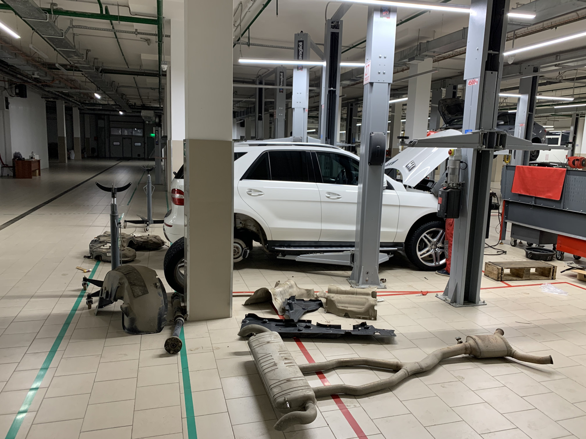 Вебаста … без тебя на севере холодно 🥶 — Mercedes-Benz M-Class (W166 ...