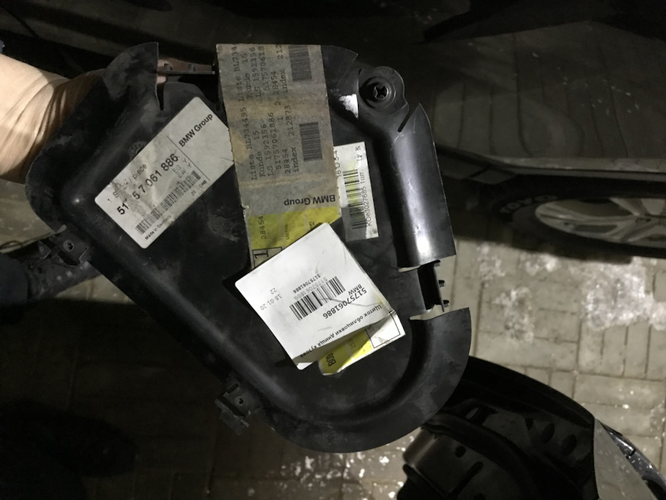 BMW e60 — Щиток облицовки днища кузова — BMW 5 series (E60), 3 л, 2004 ...