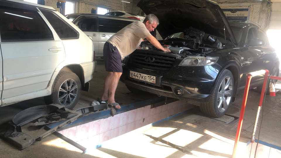 12. Замена термостата, Мойка радиаторов — Infiniti FX (1G), 4,5 л, 2007 ...