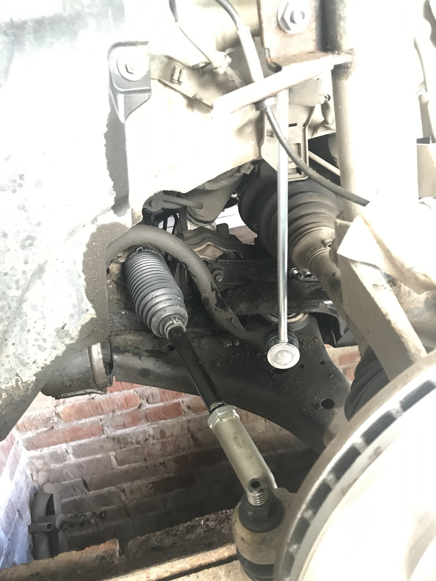 Замена рулевого и очередное снятие поддона с бонусом — Ford Mondeo IV ...