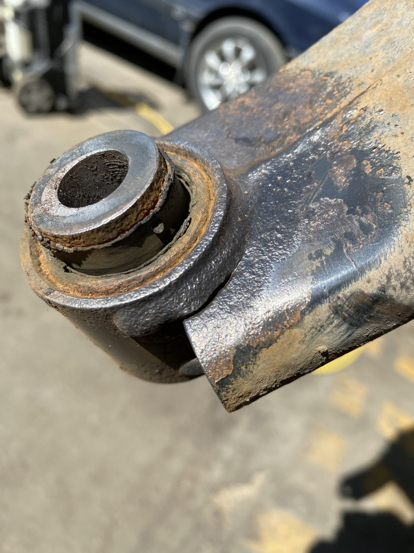 Замена сайлентблоков рычагов teana l33., сопутствующие работы по ...