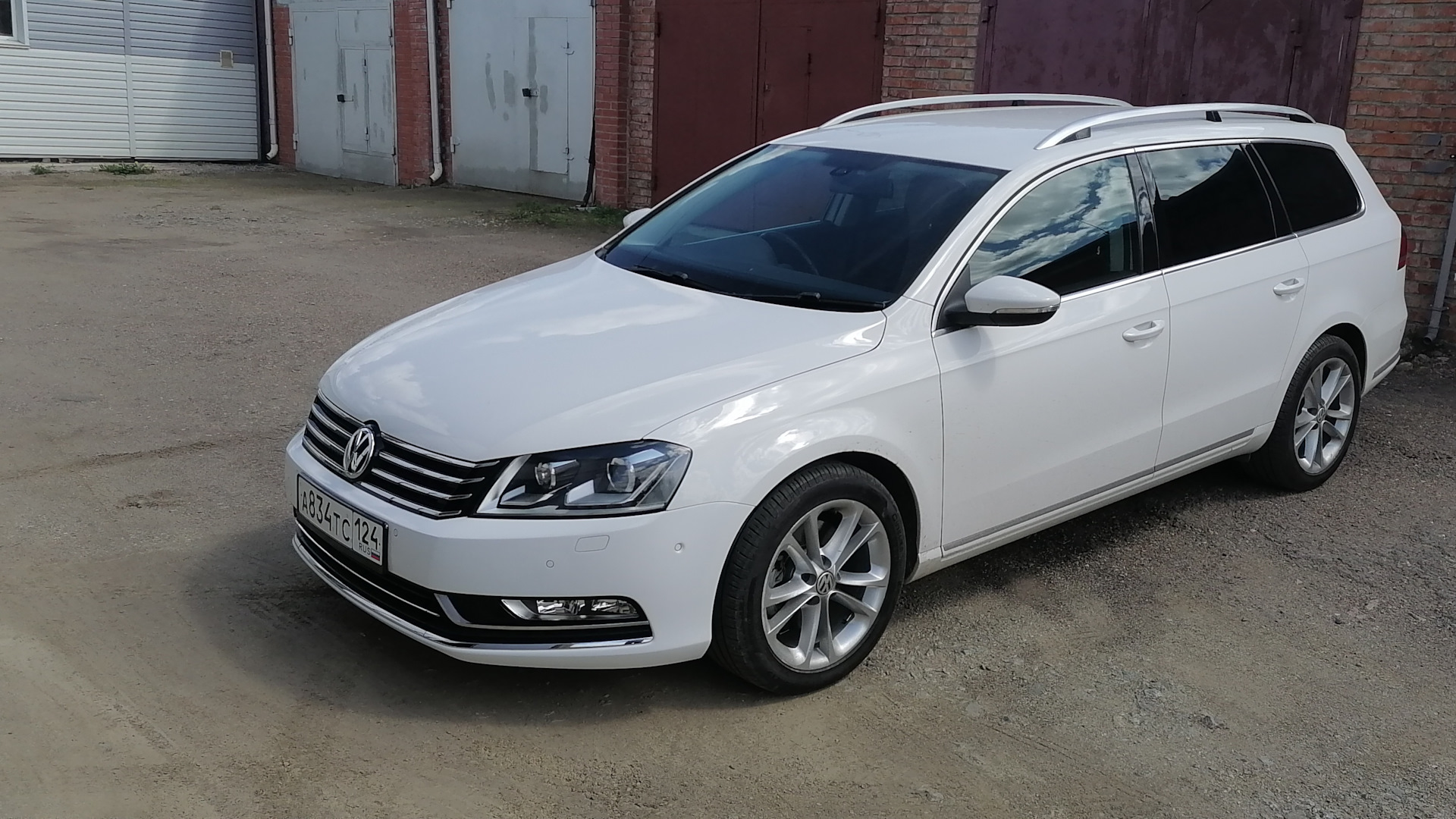 Volkswagen Passat Variant (B7) 1.4 бензиновый 2014 | Japanischer ...