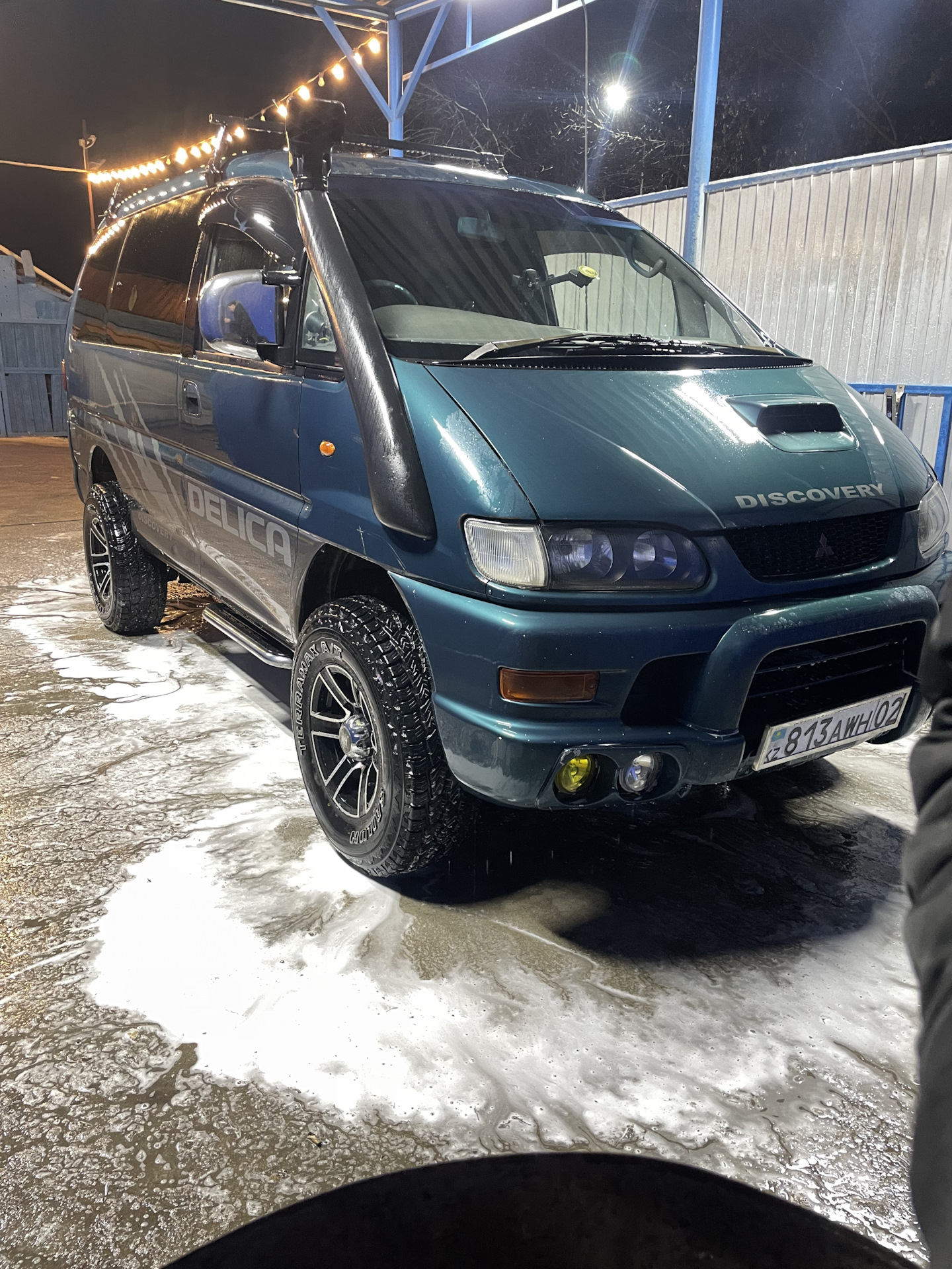 Фото — Mitsubishi Delica (L400), 2,8 л, 1998 года | мойка | DRIVE2