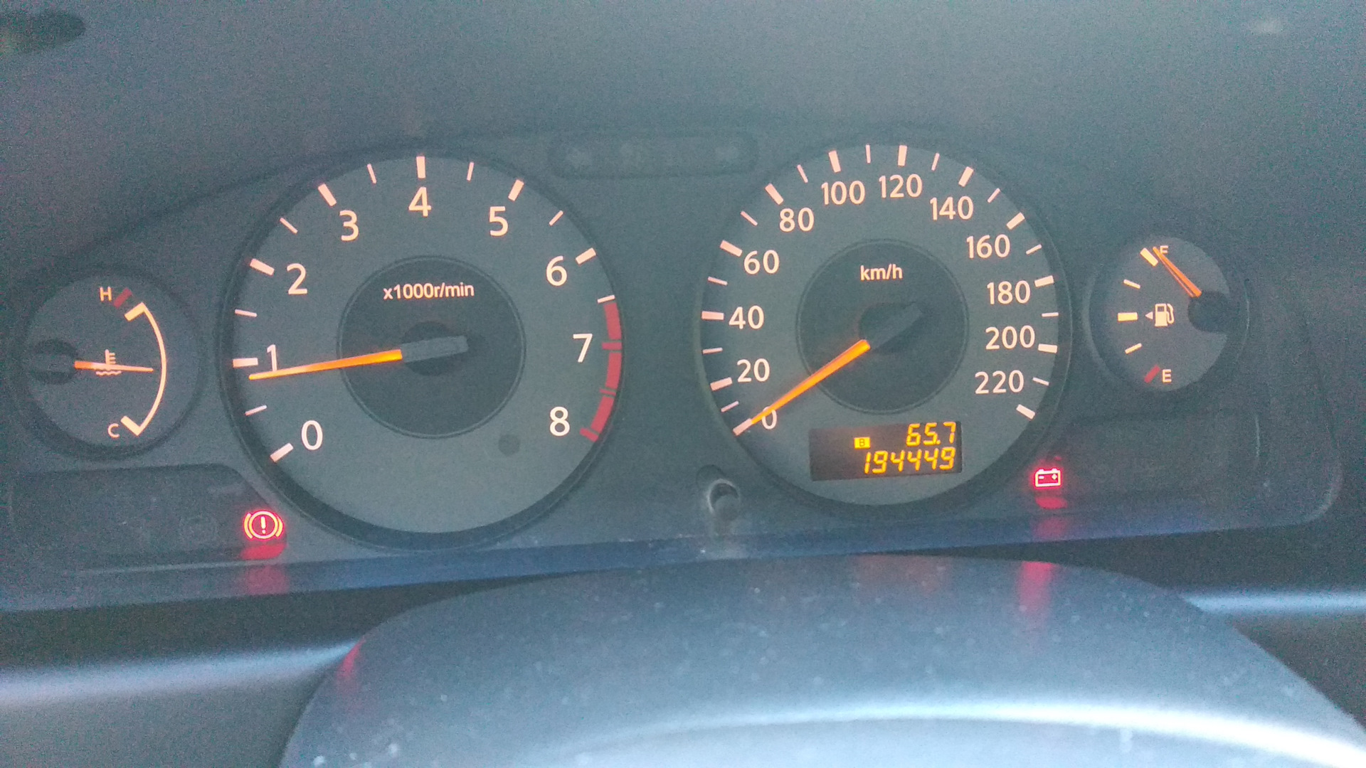 Минус щетки на генераторе — Nissan Almera Classic (B10), 1,6 л, 2006 ...