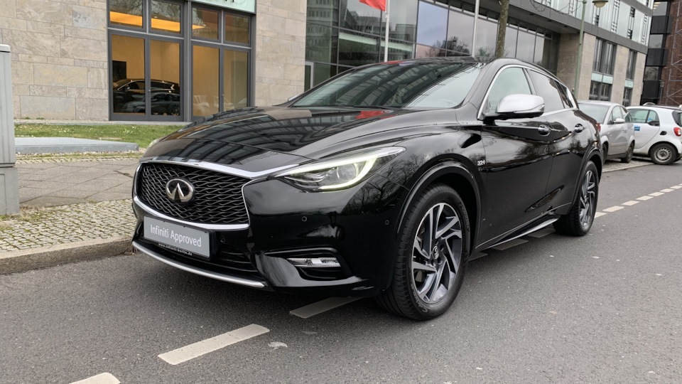 Infiniti Q30 2.2 дизельный 2018 | City black на DRIVE2