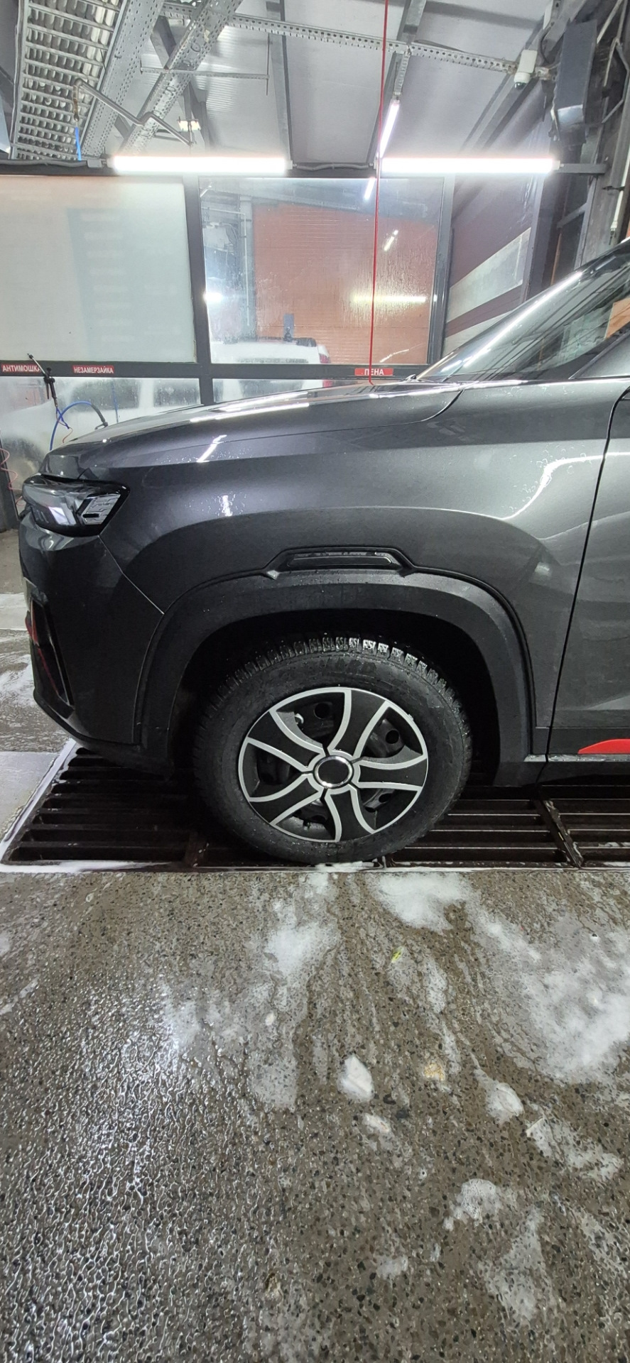 Комплект зимних шин на штамповках с колпаками — Changan CS35 Plus (1Gf ...