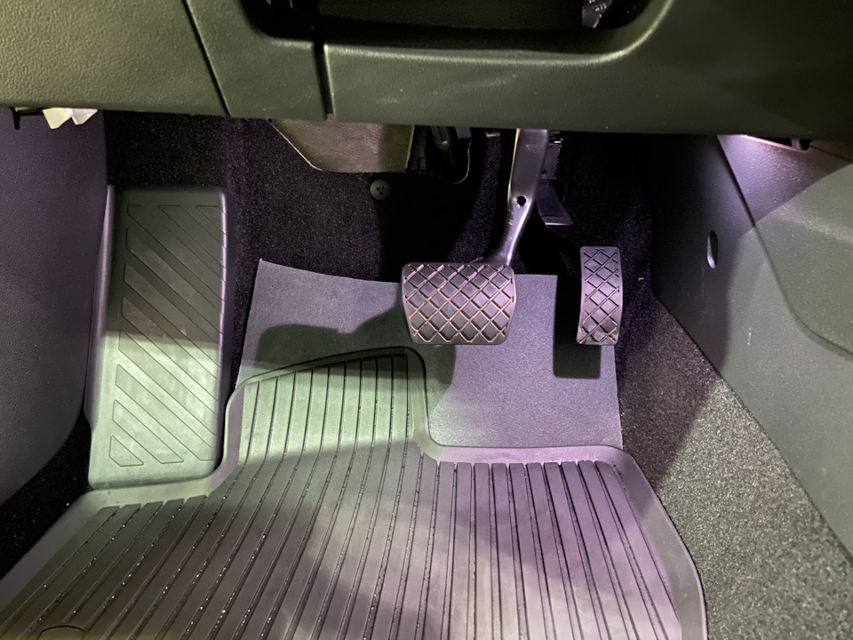 [8] VAG 5E1064205 PEDAL COVERS — Skoda Octavia A8 Mk4, 1,4 л, 2021 года ...