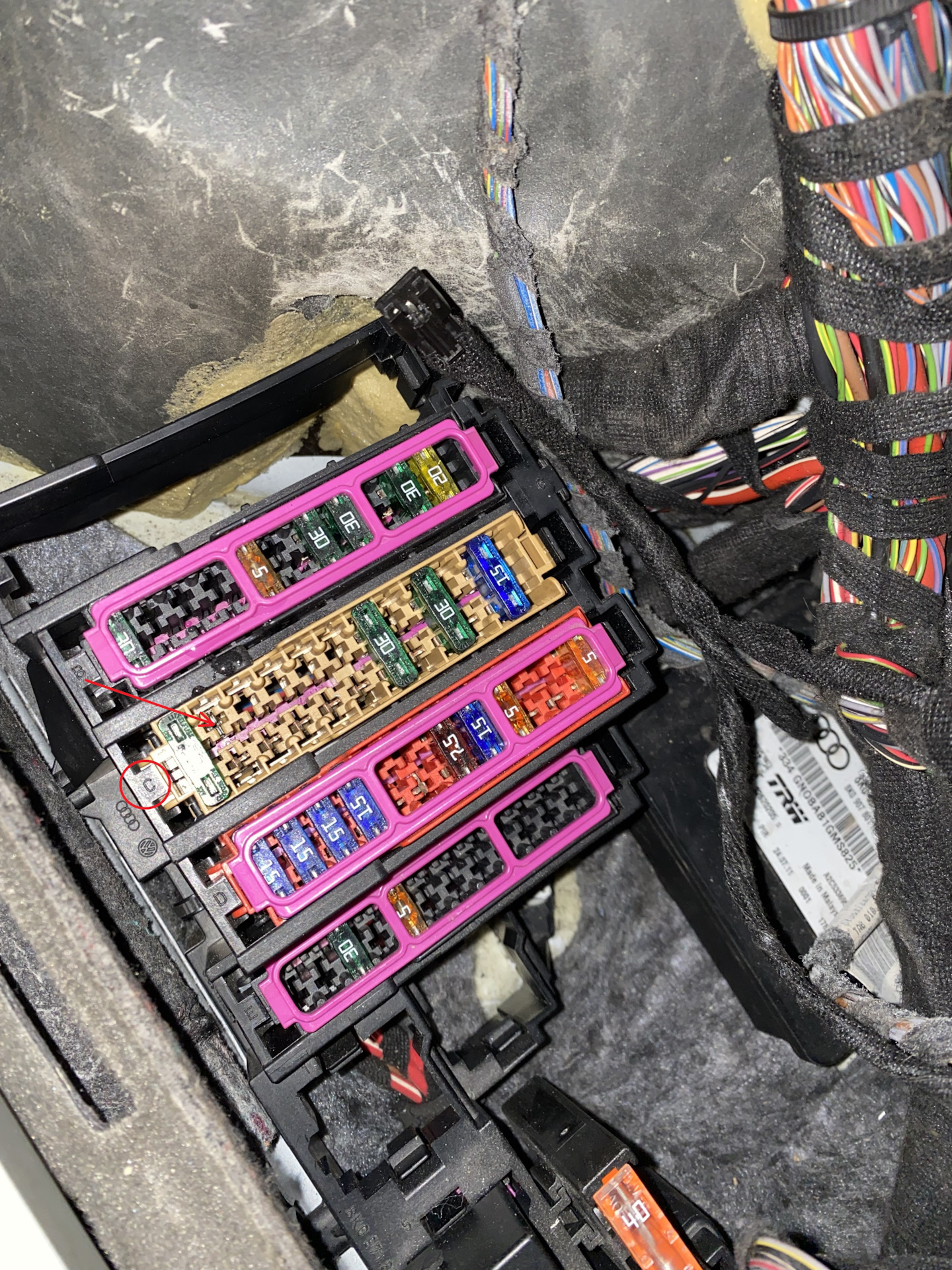 EASY OPEN на AUDI Q5 8R — Audi Q5 (1G), 2 л, 2011 года | стайлинг | DRIVE2