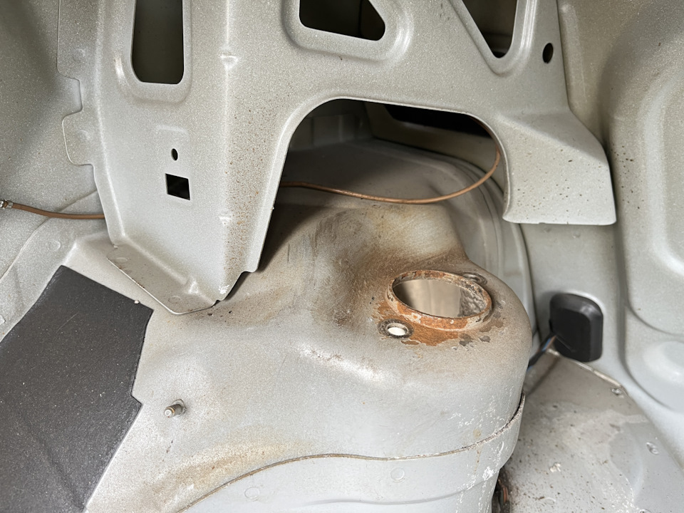 Ржавчина и ржавчина — BMW 3 series (E46), 1,9 л, 1999 года | кузовной ...