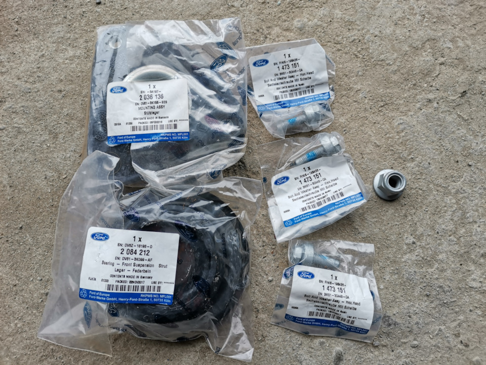 Замена передней подвески — Ford Focus Hatchback II, 1,6 л, 2011 года ...