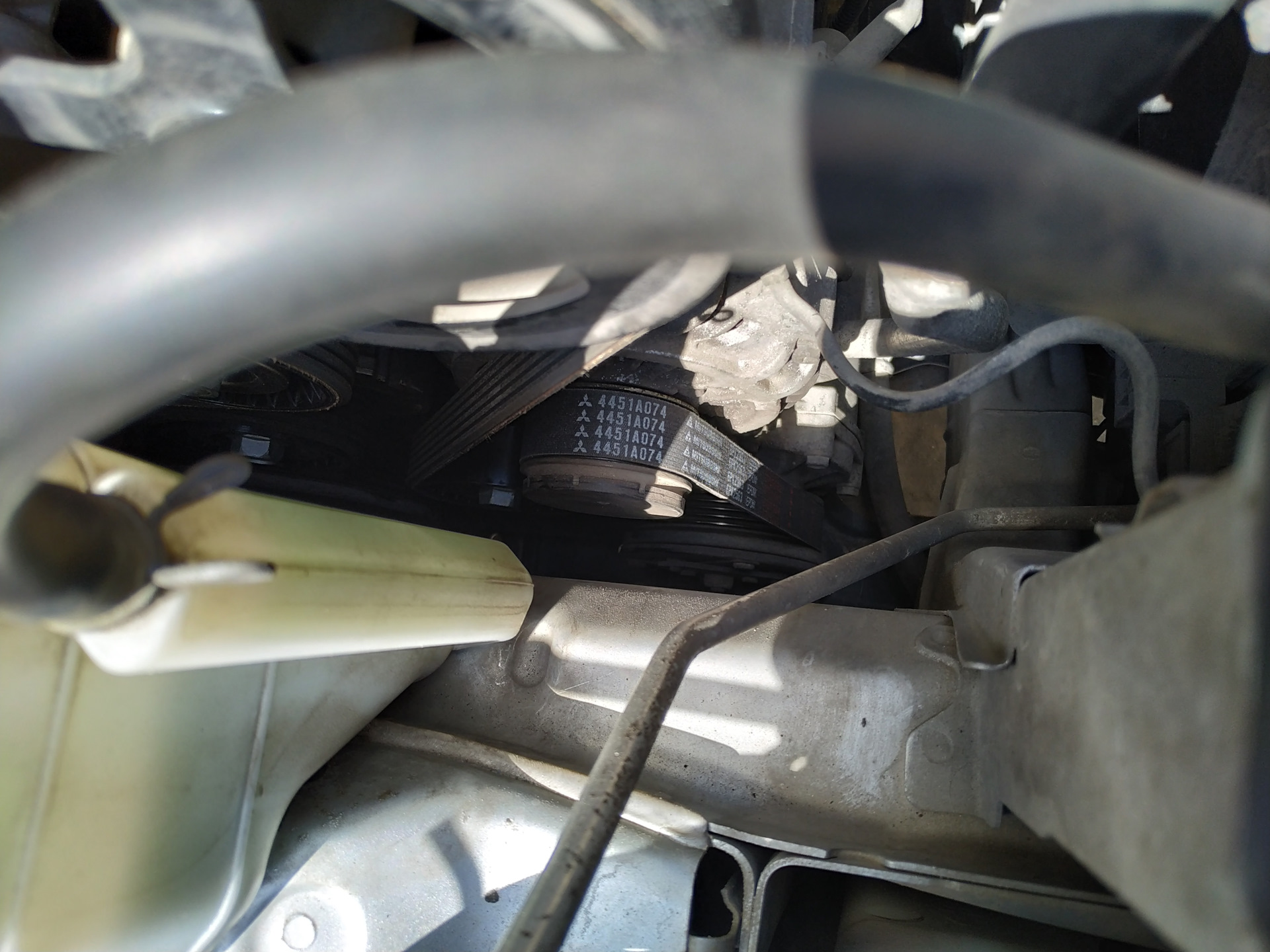 Замена ремня 4B11 — Mitsubishi Lancer X, 2 л, 2008 года | плановое ТО ...