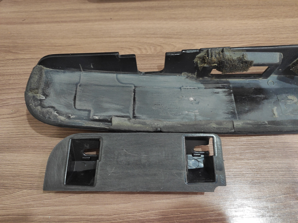 Ремонт планки двери багажника, замена воздуховода, камеры заднего вида ...