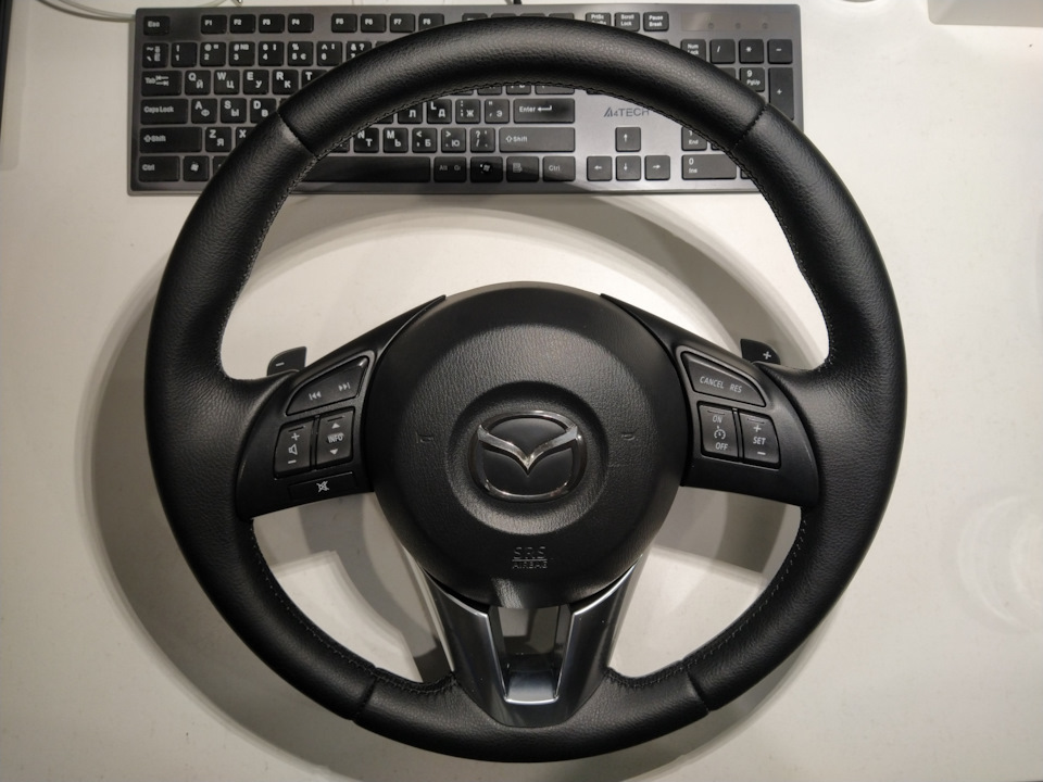 Руль Atenza GJ. Перешив и подогрев — Mazda 3 (1G) BK, 2,5 л, 2005 года ...