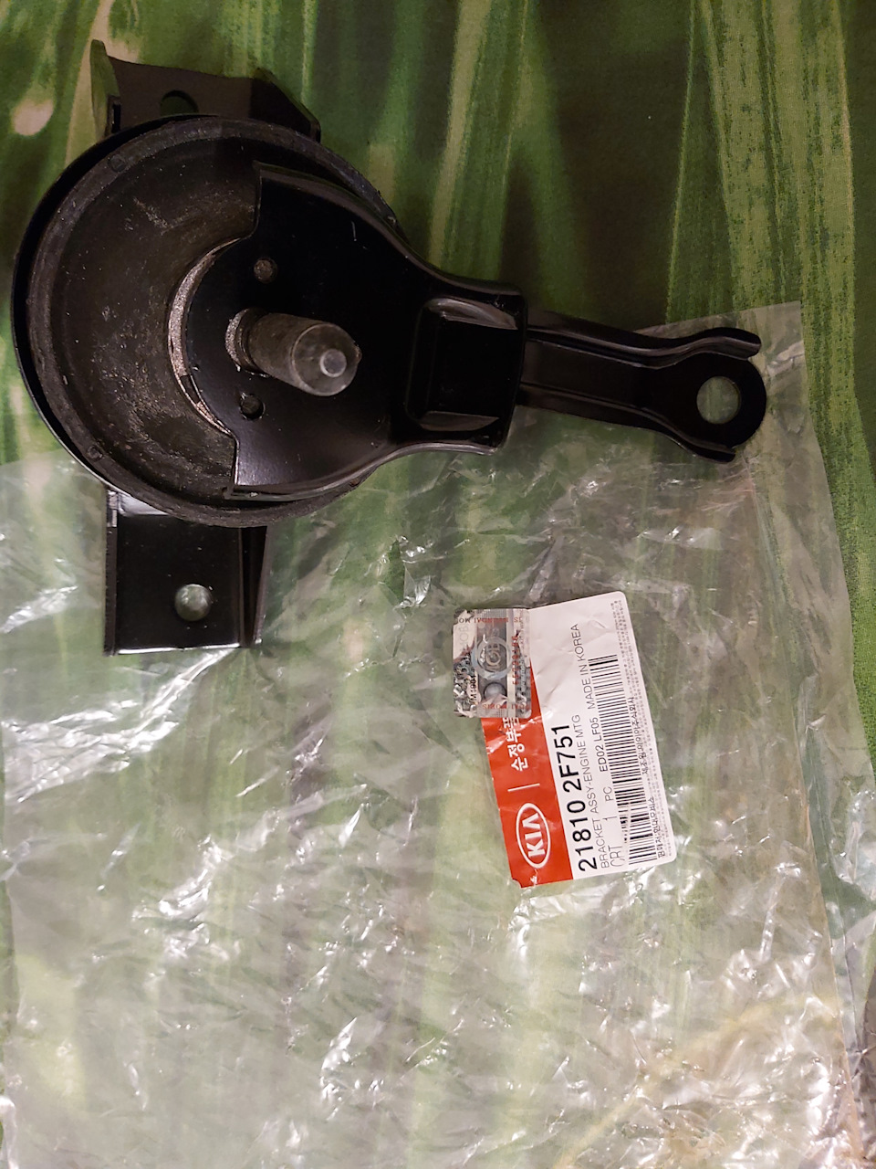 218102F751 Кронштейн опоры двигателя KIA HYUNDAI | Запчасти на DRIVE2