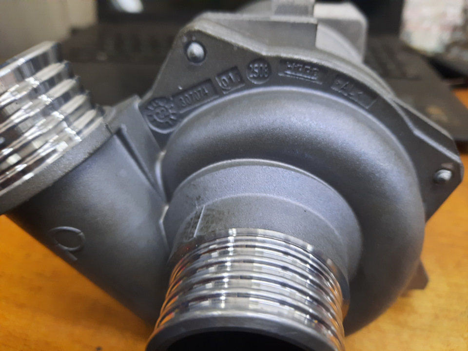 Замена помпы — BMW X5 (E70), 3 л, 2008 года | визит на сервис | DRIVE2