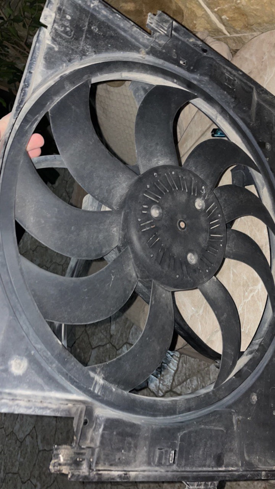 17427640508 Кожух вентилятора с вентилятором 300W BMW | Запчасти на DRIVE2