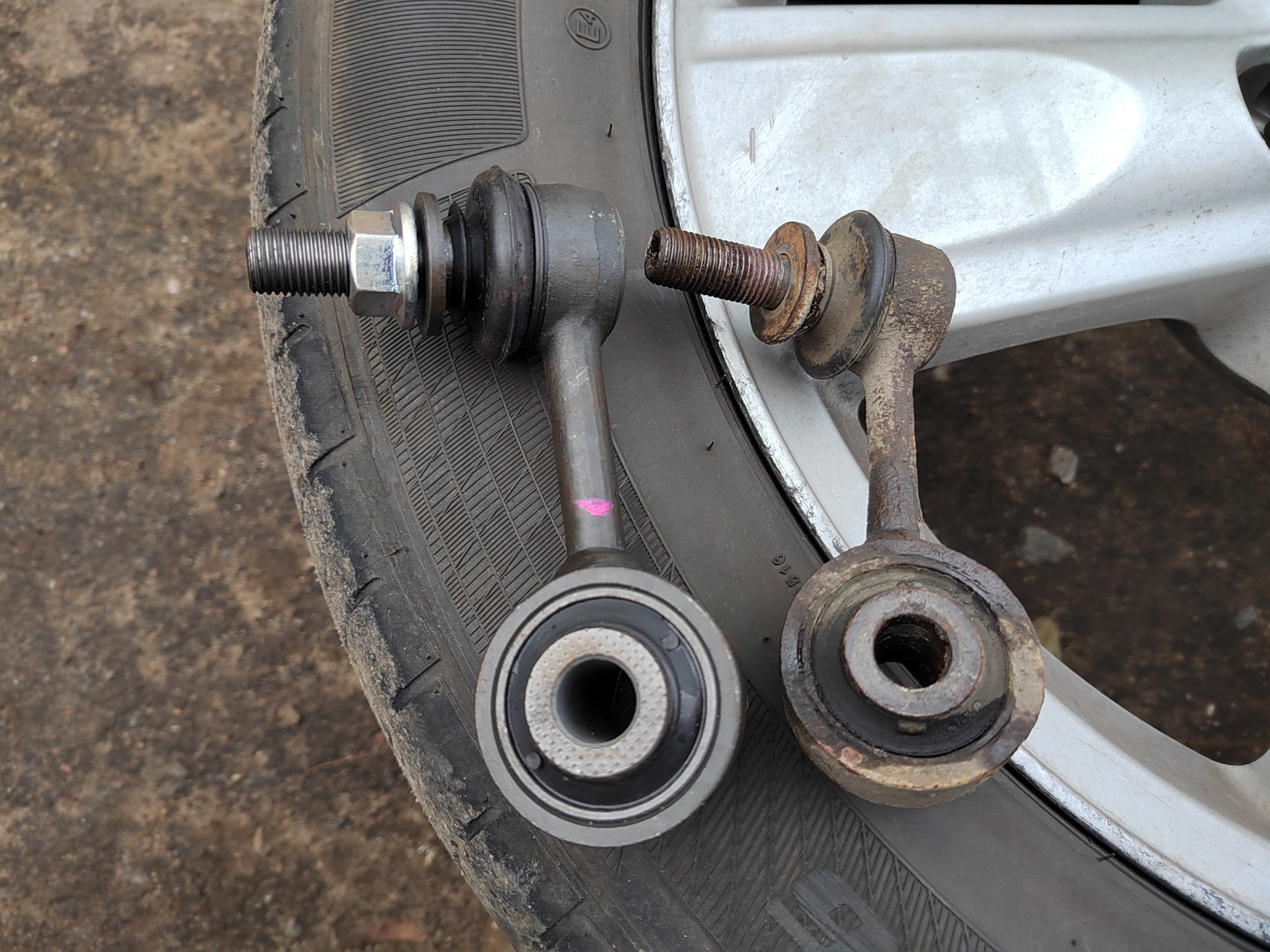 316,9 тыс. км. — Ступичные, втулки и стойки стабилизатора — Toyota Land ...