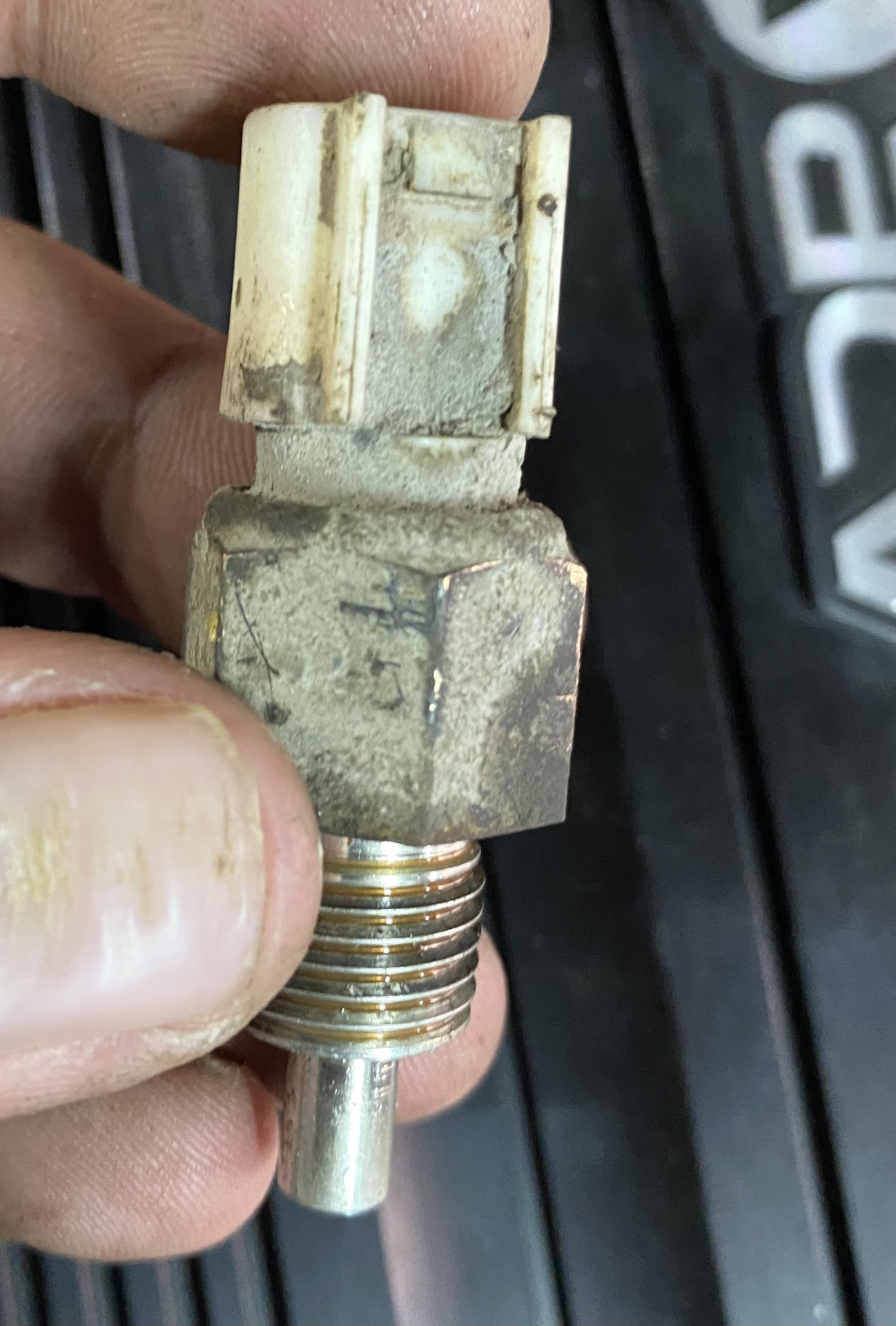 Замена датчика температуры жидкости АКПП — Toyota Land Cruiser 100, 4,7 ...