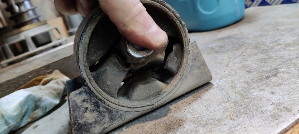 Замена масла и не только — Geely Emgrand X7, 2 л, 2014 года | плановое ...