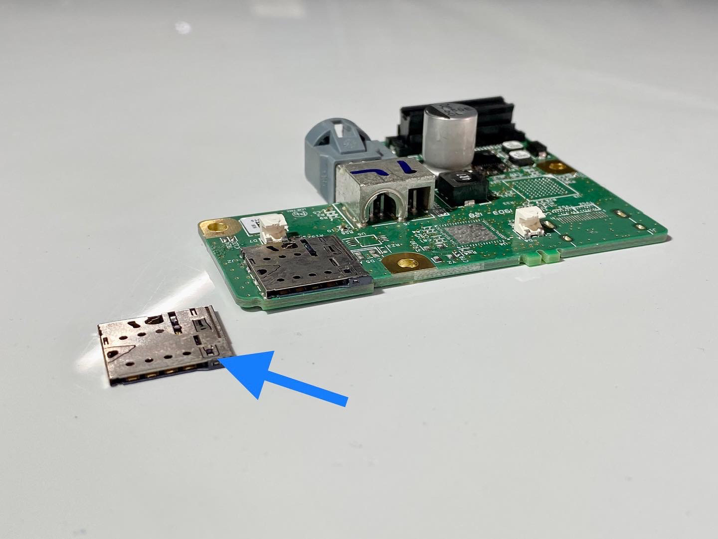 Ремонт слота SIM-карт Land Rover — LR-Tun на DRIVE2