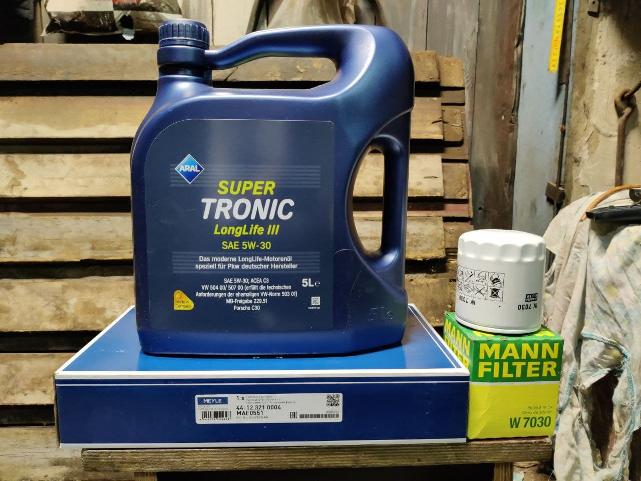 #4 Замена масла и фильтров — Dodge Caliber, 2 л, 2007 года | плановое ...