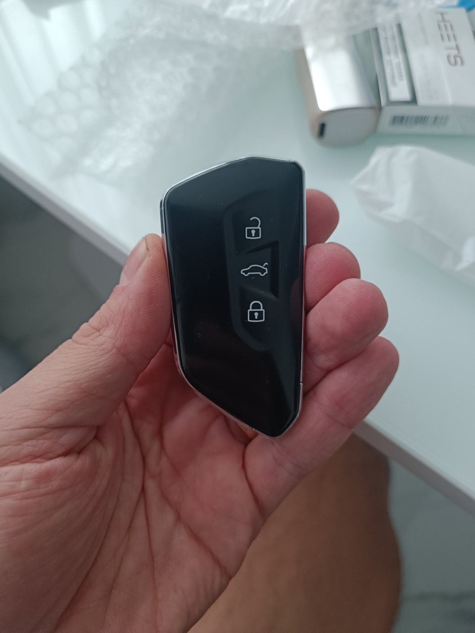 Ключ — Volkswagen Golf GTI Mk7, 2 л, 2017 года | аксессуары | DRIVE2